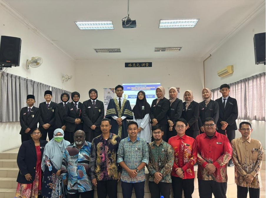 SMAP Bentong Johan Debat Generasi MADANI Peringkat Negeri Pahang